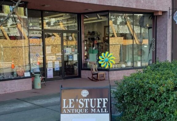 ルスタッフ・アンティークモール / Le’Stuff Antique Mall - 貴人たちのマイセン